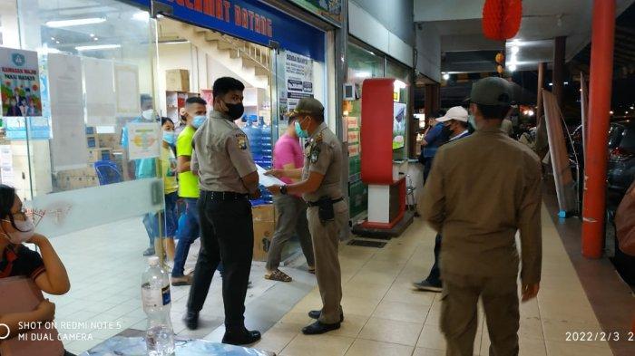 Satpol PP Lingga Amankan Tiga Pelajar Berseragam Sekolah di Pantai Sergang - Tribunbatam.id