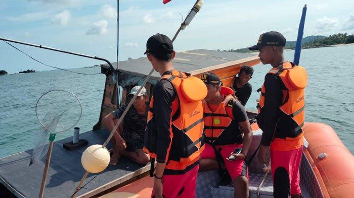 Insiden Kapal Bermuatan Kayu Tenggelam di Perairan Lingga, Enam ABK Selamat - Tribunbatam.id