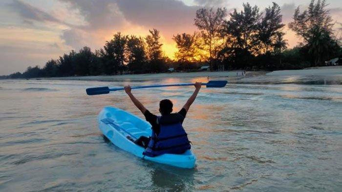 Memanah hingga Main Kano, Ini Deretan Aktivitas Menarik di Pantai Batu ...