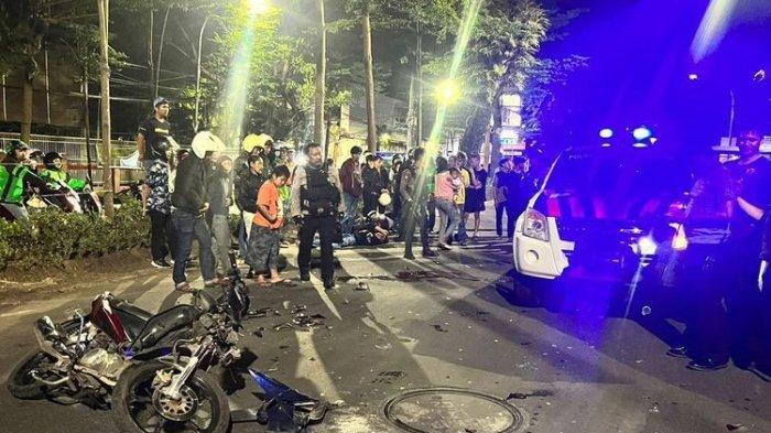Gegara Kabur Hindari Razia Knalpot Dua Pemotor Di Makassar Bertabrakan