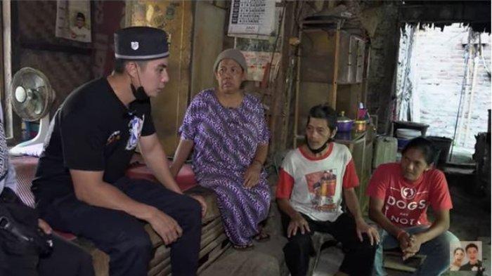 Tak Tega Pekerjanya Tinggal di Gubuk Reyot, Janji Baim Wong Renovasikan Rumah Disambut Tangis ...