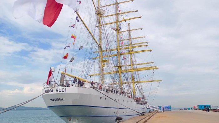 KRI Bima Suci Tiba di Batuampar Batam, Bakal Dibuka untuk Umum hingga 9 ...