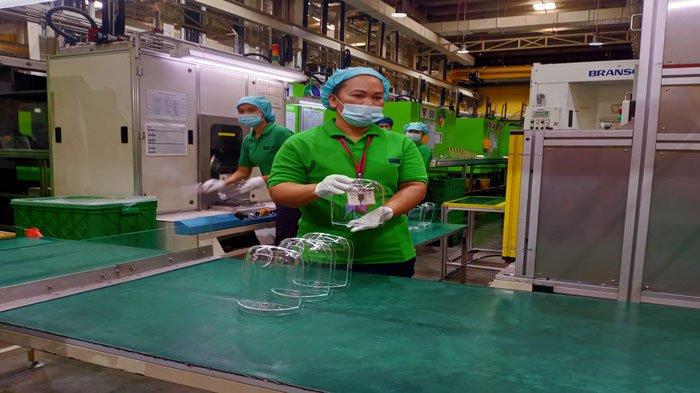 Free The Sea di Batam Sulap Sampah Botol Plastik Jadi Bahan Baku Mesin ...