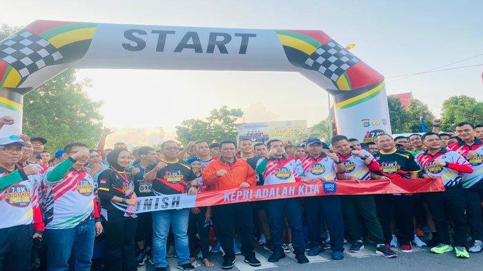 1440 Pelari Ramaikan Polda Kepri Fun Run Sejauh 7.8 KM di Batam ...