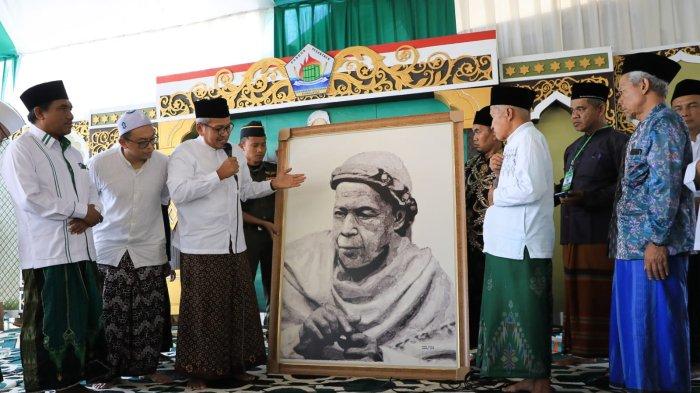 Mengenal Mbah Hisyam, Kakek Mertua Ganjar Pranowo, Ikut Berjuang Rebut ...