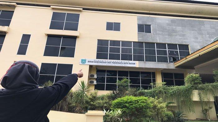 Datangi Gedung LAM Batam, Ini yang Dilakukan Polisi di Lokasi ...
