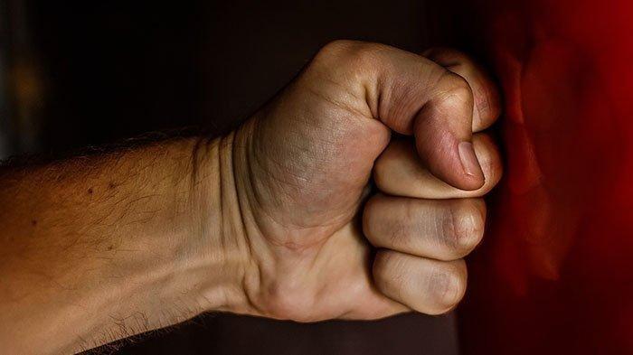 Kepala Sekolah Cekik Siswa SMP Saat Kegiatan di Masjid, Kini Korban ...