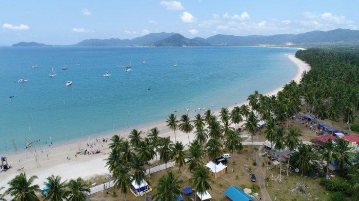 Pantai Padang Melang Destinasi Wisata Kepri, Surga Tersembunyi di ...