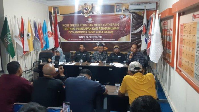 DAFTAR Nama Caleg Dapil 4 Batam dari 17 Partai untuk Pemilu 2024 - Tribunbatam.id