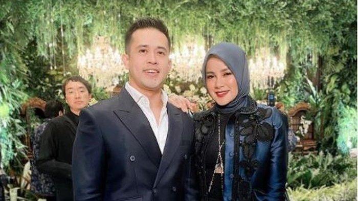 Penampilan Terbaru Alex Tian Mantan Suami Olla Ramlan - Tribunbatam.id