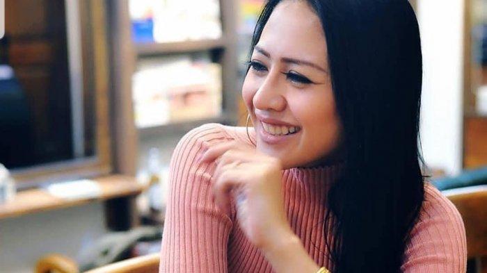 Sosok Jelly Jelo Jadi SPG Otomotif, Ada Syarat 'Jalur Khusus' Bos-bos ...