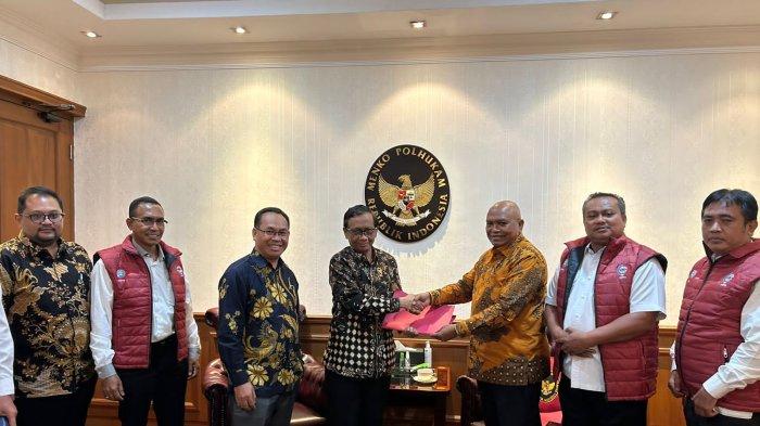 Tim Khusus Bentukan Mahfud MD ke Kepri Telisik Laporan Romo Paschalis ...