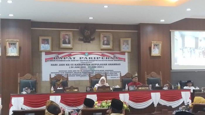DPRD dan Pemkab Kepulauan Anambas Gelar Rapat Paripurna Peringati Hari Jadi ke 15 Anambas ...