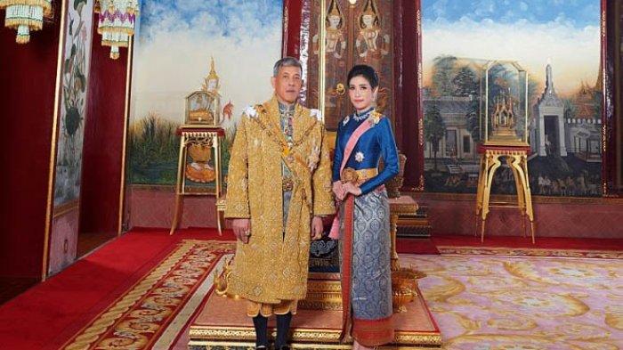 Baru Tiga Bulan Jadi Selir Kerajaan, Raja Thailand Copot Jabatan ...