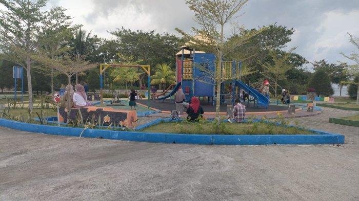 Pantai Piwang Natuna, Lokasi Wisata Unggulan yang Selalu Ramai saat ...