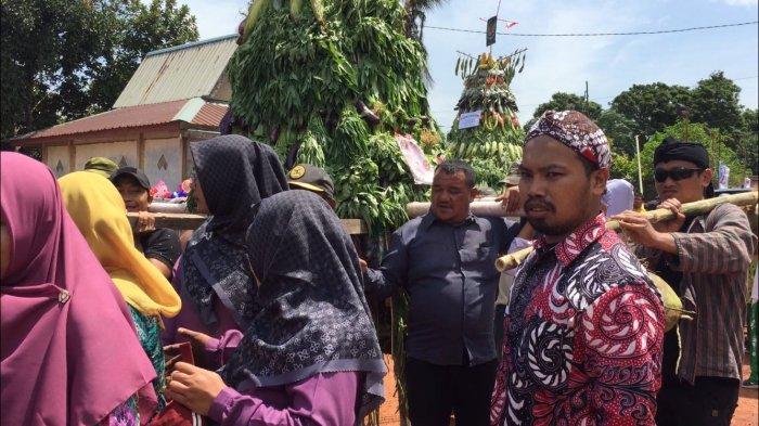 Warga Tembesi Sidomulyo Batam Gelar Sedekah Bumi, Bagikan Hasil Panen ...