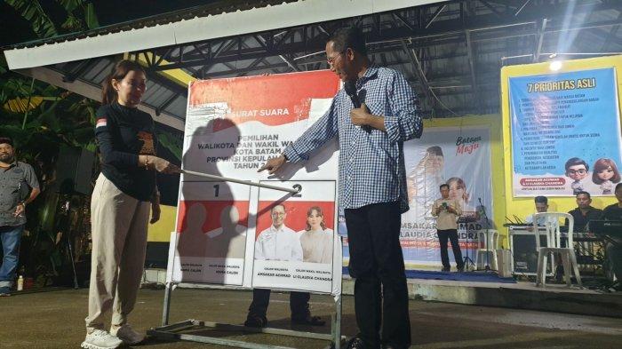 Amsakar-Li Claudia Disambut Meriah Warga Sagulung Kota - Tribunbatam.id