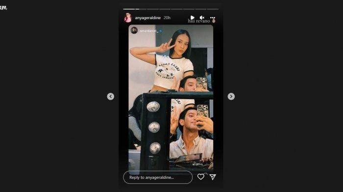 Omar Daniel Pamer Foto bareng Anya Geraldine, Kompak Pose Begini - Tribunbatam.id