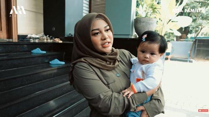 Berita Aurel Hermansyah dan Ameena ke mall Terbaru Hari Ini - Tribunbatam.id