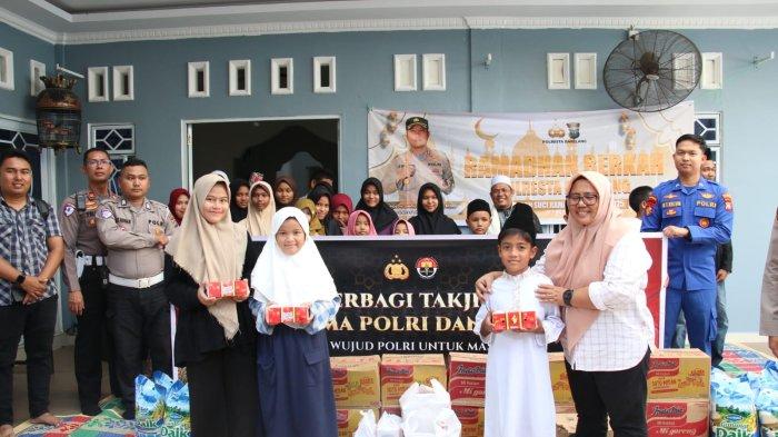 Polresta Barelang dan Media Tebar Kepedulian di Panti Asuhan Baitul Asyraf Batam - Tribunbatam.id