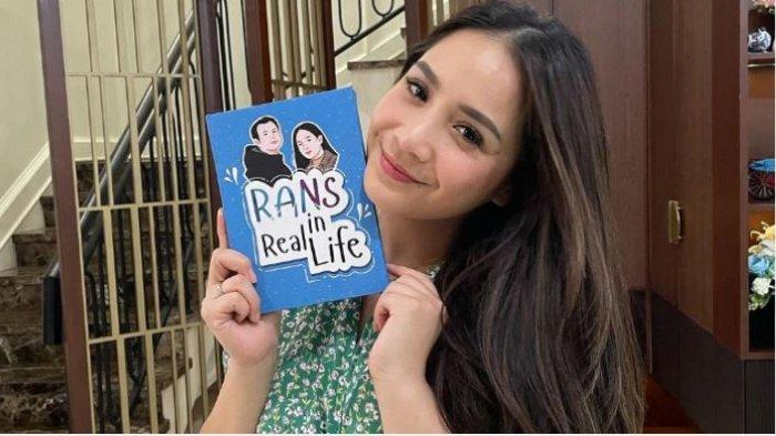 Raffi Ahmad dan Nagita Slavina Luncurkan Buku Pertama Berjudul RANS in Real Life - Tribunbatam.id