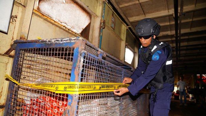 KKP RI Segel Kapal Isap Timah PT EUM di Karimun Kepri - Tribunbatam.id