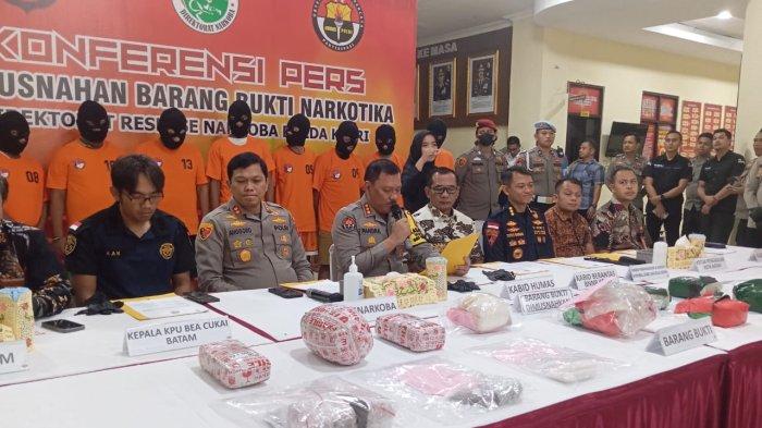 Narkoba di Batam Makin Seram, Polda Kepri Bongkar 7 Kasus Dalam Dua Bulan, Sita 7 Kg Sabu-Sabu ...