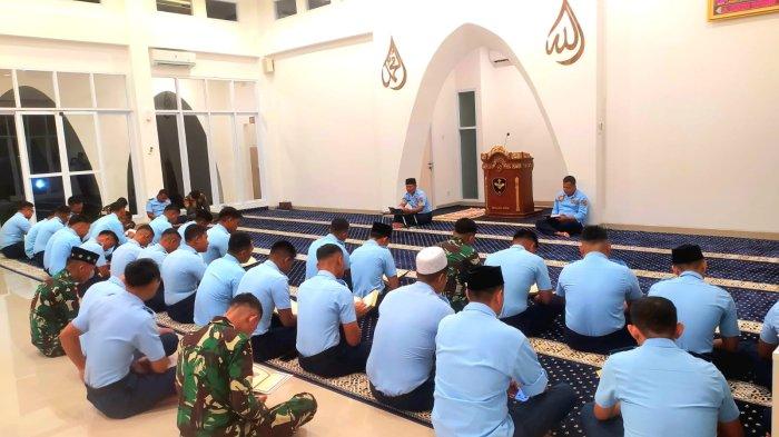 Gerakan Salat Subuh Lanud Raden Sadjad Makmurkan Masjid di Natuna ...