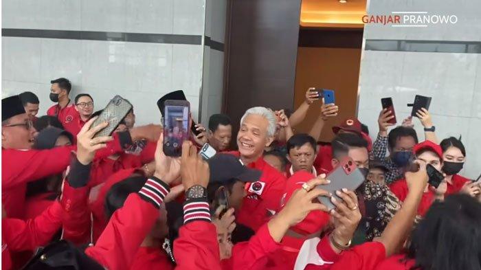 Masa Kecil Ganjar Pranowo Jual Bensin Eceran, Kini Diusung PDIP sebagai Capres - Tribunbatam.id