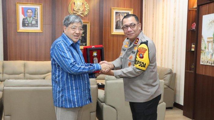 Irjen Pol Yan Fitri Terima Penghargaan Dari Kedutaan Besar Jepang di ...