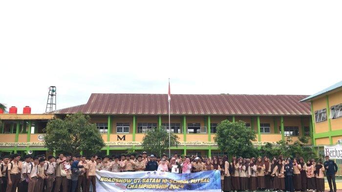 Kampus UT Batam Roadshow ke SMAN 12 Tanjung Uma, Perkenalkan Kampus ...