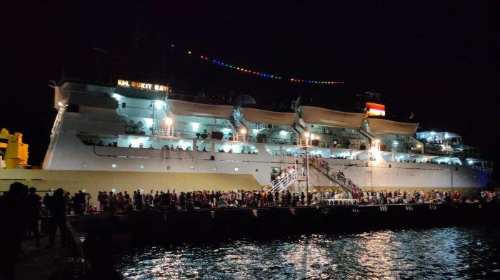 Jadwal Kapal Pelni KM Bukit Raya per 2 - 8 Mei 2024, Melintasi Pontianak, Surabaya, dan Priok ...