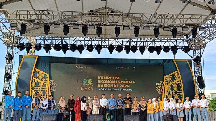 MAN Insan Cendekia Batam Menangkan Lomba Cerdas Cermat Ekonomi Syariah ...