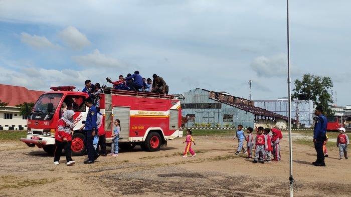 Mobil Damkar Lingga Butuh Perhatian, Beroperasi Sejak Tahun 2005 Padamkan Api - Tribunbatam.id