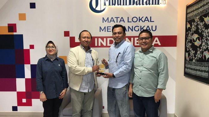 BPJS Kesehatan Pusat Kunjungi Tribun Batam, Bahas JKN dan Perkuat ...