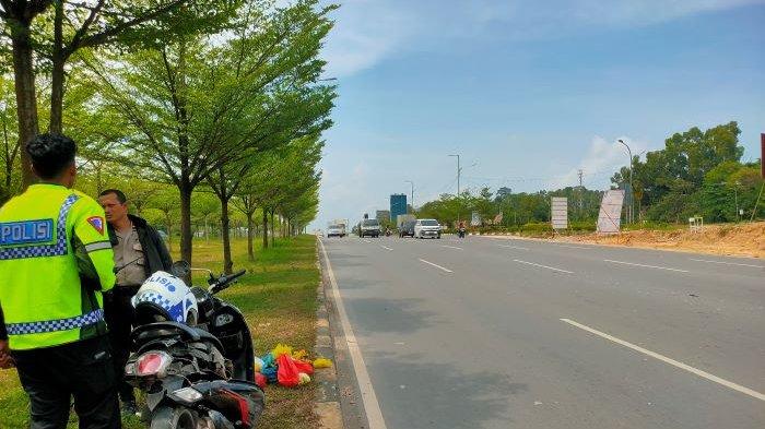 Kesaksian Warga Lihat Lakalantas di Batam, Korban Hendak Ambil ...