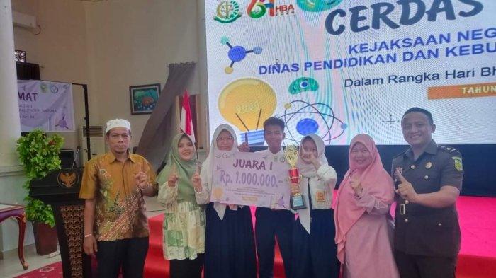 Kejari Natuna Gelar Lomba Cerdas Cermat, SMPN 2 Bunguran Timur Juara ...