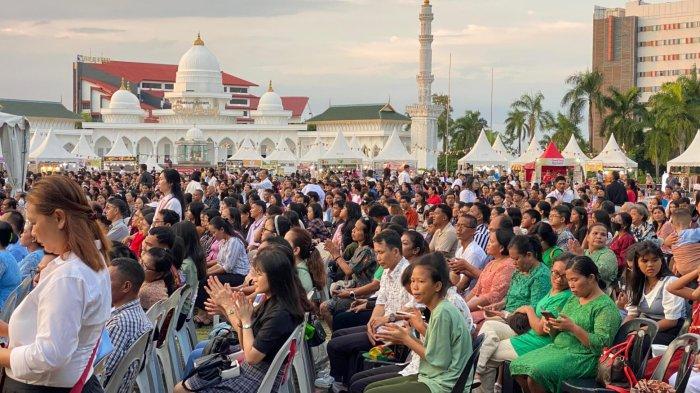 Perayaan Natal Oikumene di Batam, Suasana Penuh Keceriaan dan ...