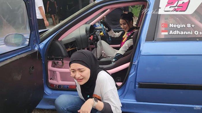 Nathalie Holscher Lemas Usai Diajak Mengepot oleh Drifter Perempuan ...