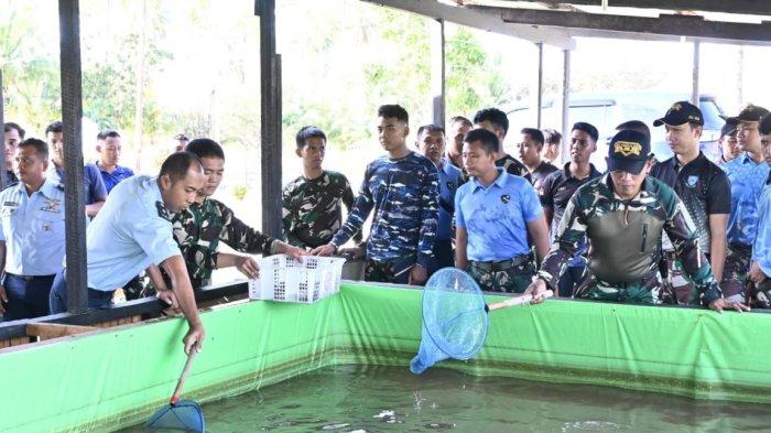 Lanud RSA Natuna Panen Raya Lele, Wujudkan Ketahanan Pangan, Dekatkan ...