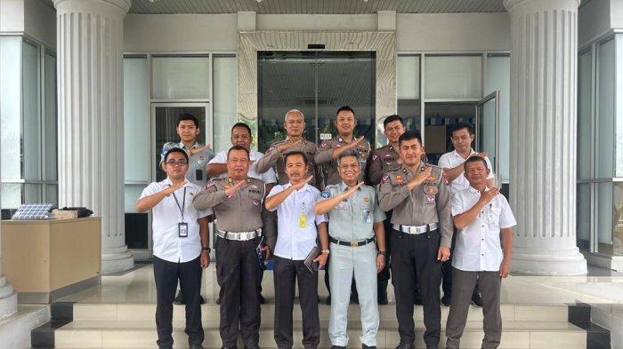 Jasa Raharja Kepri Inisiasi Rapat Komunikasi Lalu Lintas Bersama Mitra Kerja - Tribunbatam.id