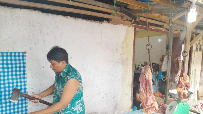 Harga Daging Segar di Pasar Barek Motor Kijang Tembus Rp180 Ribu Per ...