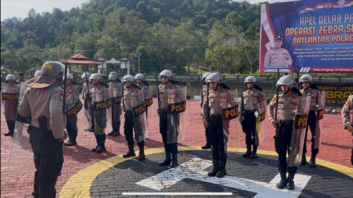 Persiapan Pilkada 2024, Personel Polres Lingga Jalani Latihan Pengendalian Massa - Tribunbatam.id