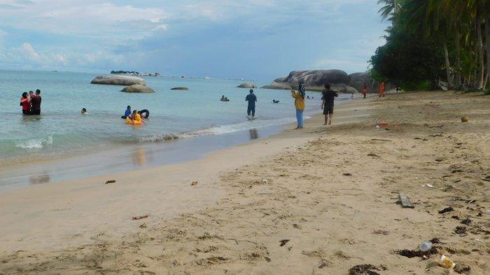 Destinasi Wisata Kepri di Natuna, Pantai Batu Kasah Bagian Geopark ...