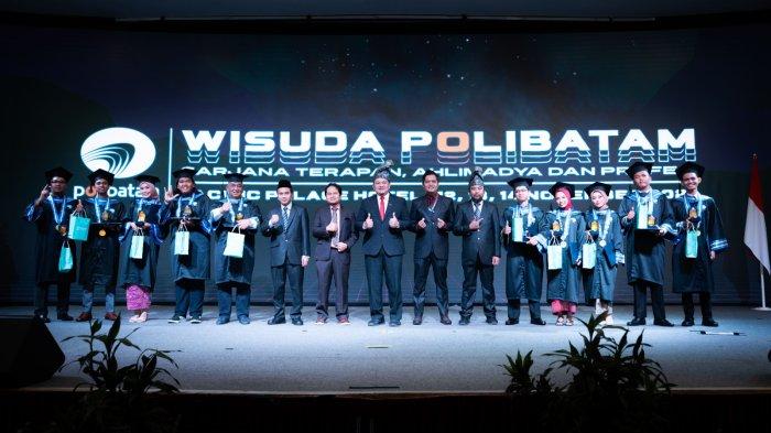 Politeknik Negeri Batam Gelar Wisuda 2024, 1.450 Lulusan Siap Berkontribusi untuk Bangsa ...