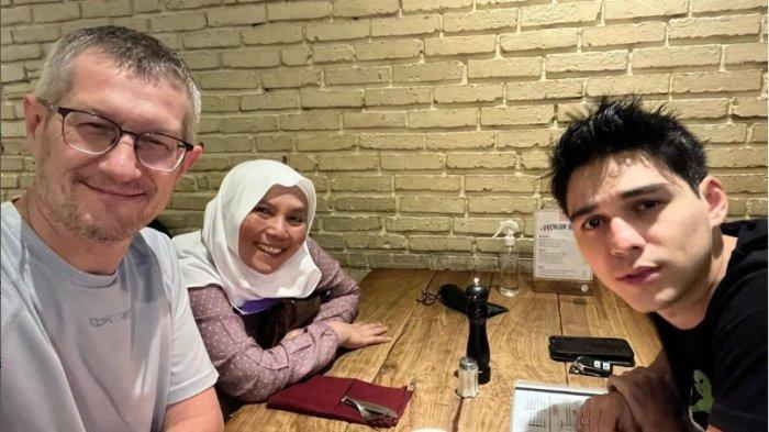 Profil Siti Purwanti, Ibunda Maxime Bouttier yang Meninggal Dunia ...