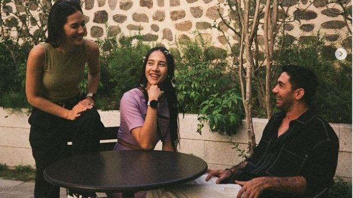 Anya Geraldine Pamer Serunya Liburan bareng Reza Rahadian dan Pevita Pearce - Tribunbatam.id