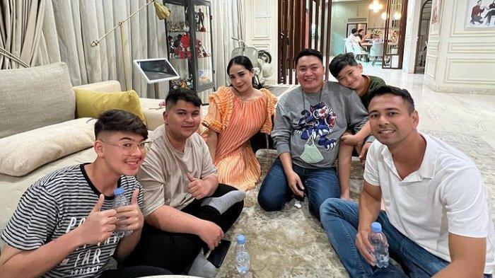 Raffi Ahmad dan Nagita Slavina Temu Kangen dengan Baim Cilik di Andara ...