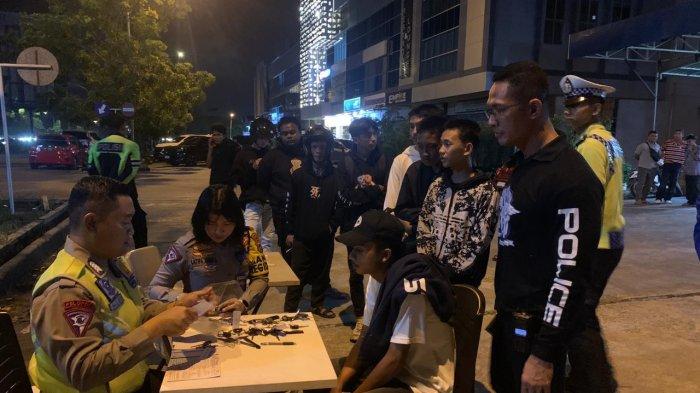 Razia di Batam - Polisi Sita 41 Motor Cegah Balap Liar di Batam ... Razia di Batam - Polisi Sita 41 Motor Cegah Balap Liar di Batam ...