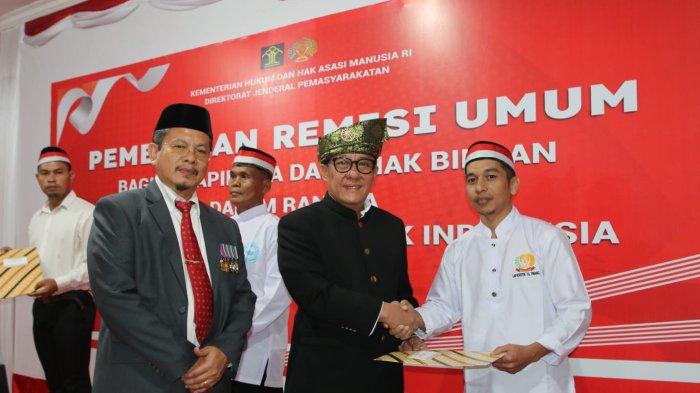 Remisi HUT Kemerdekaan RI Buat 19 Napi Bebas, Bagian dari 3.222 Warga Binaan - Tribunbatam.id